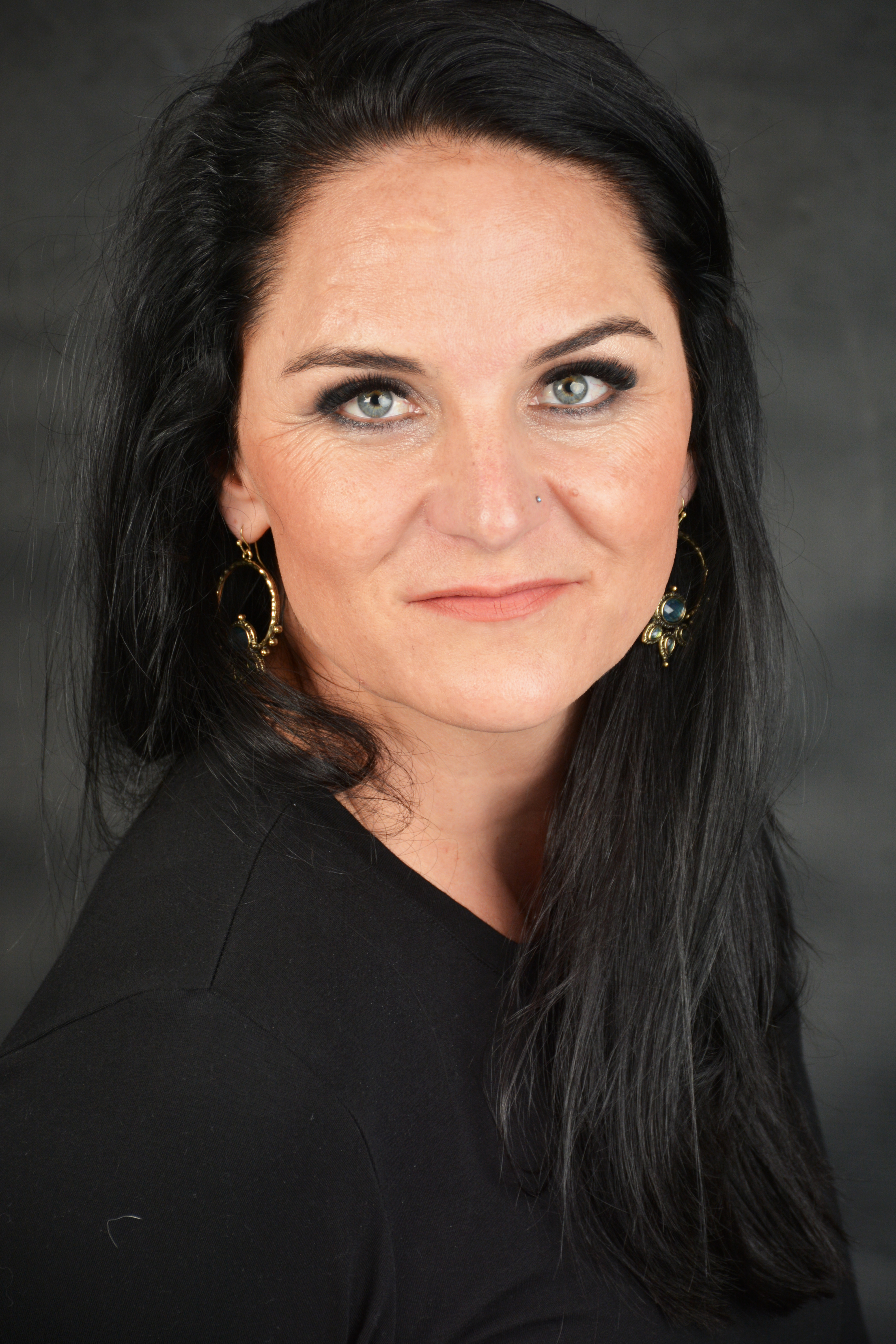 Index of /images/Adult Female/Chelaine/Chelaine Portrait/