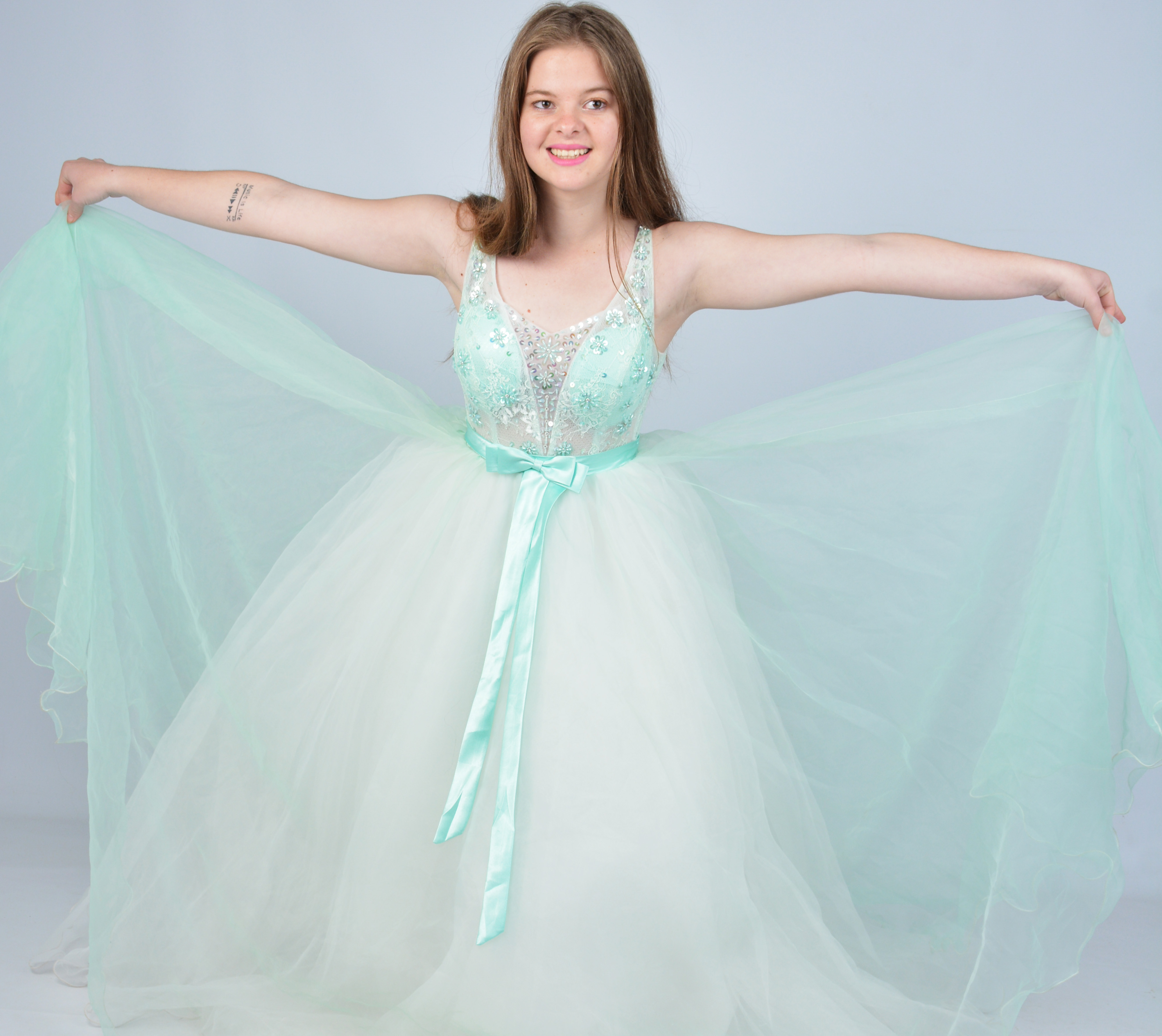 Index of /images/Adult Female/Simone/Simone Evening Wear 2021