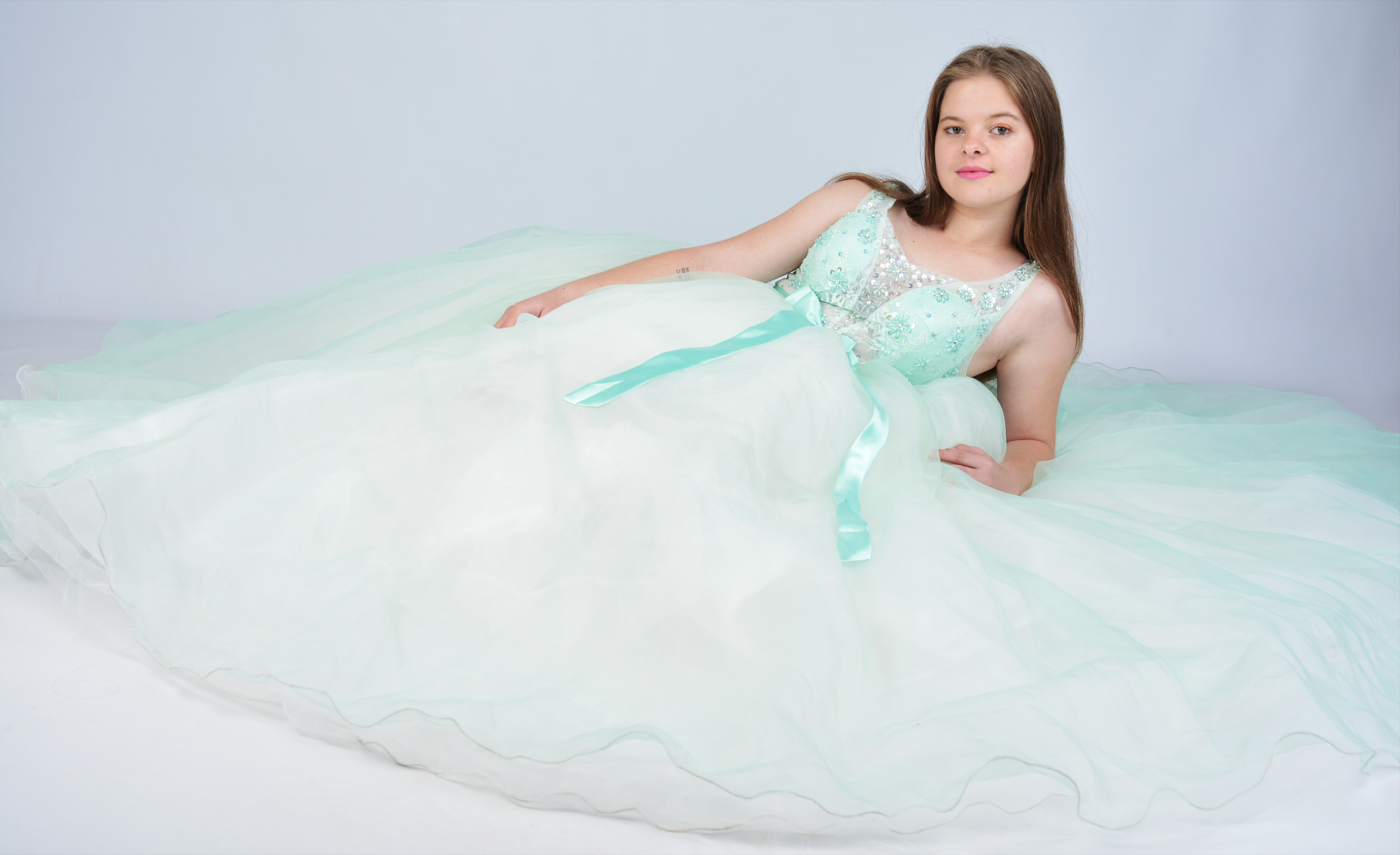 Index of /images/Adult Female/Simone/Simone Evening Wear 2021/