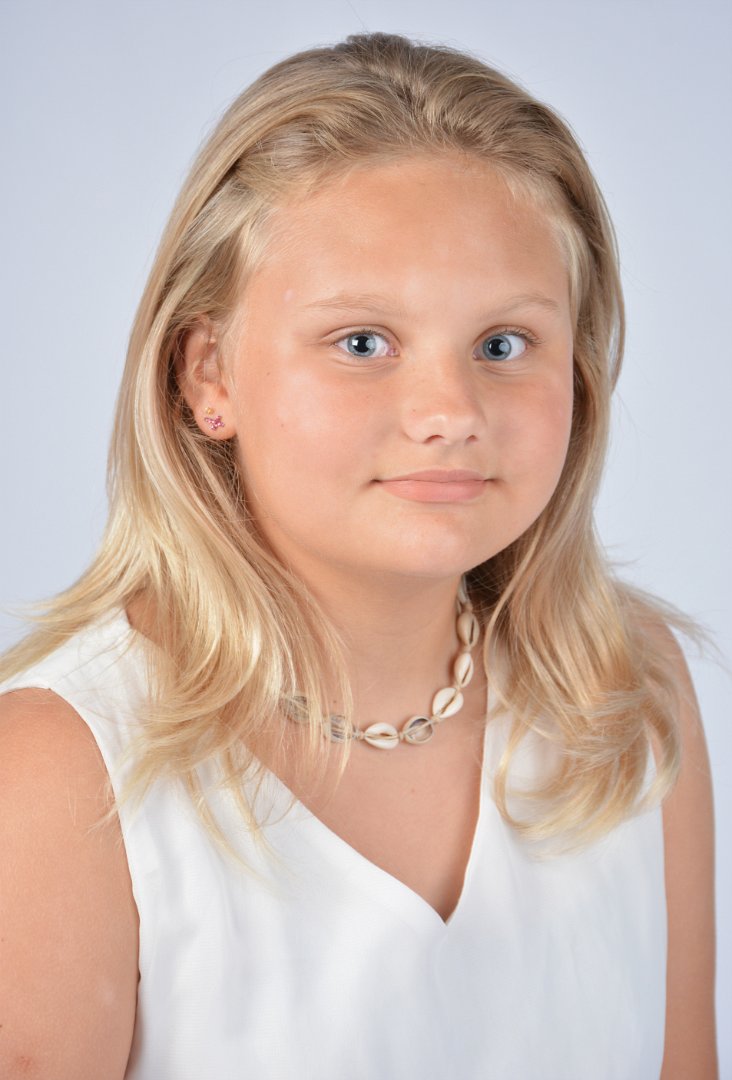 Shanay Portrait Album