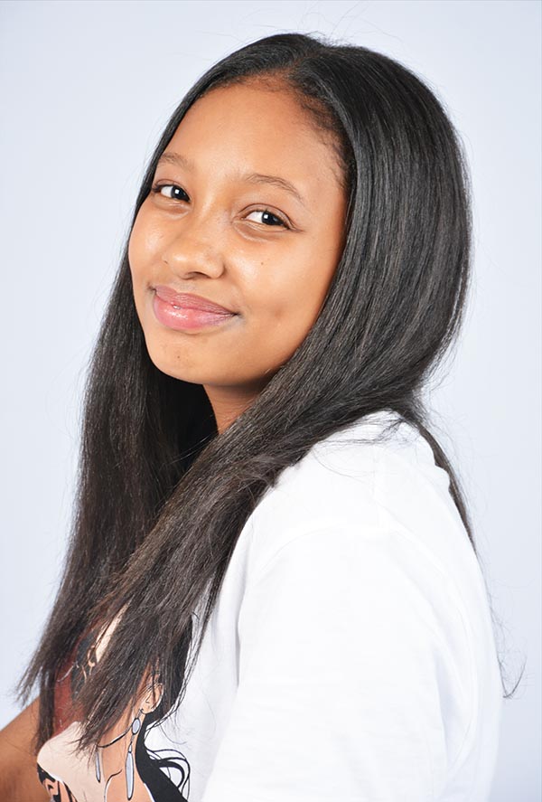 Junior Female Models